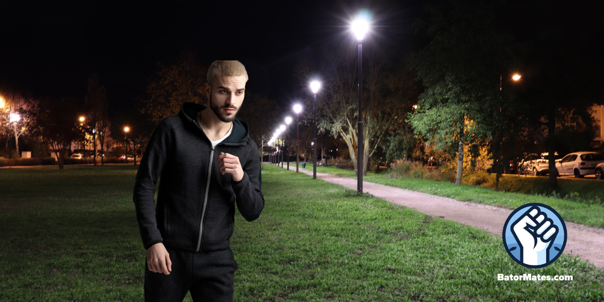 Shagged a random lad off Grindr in my local park - BatorMates.com